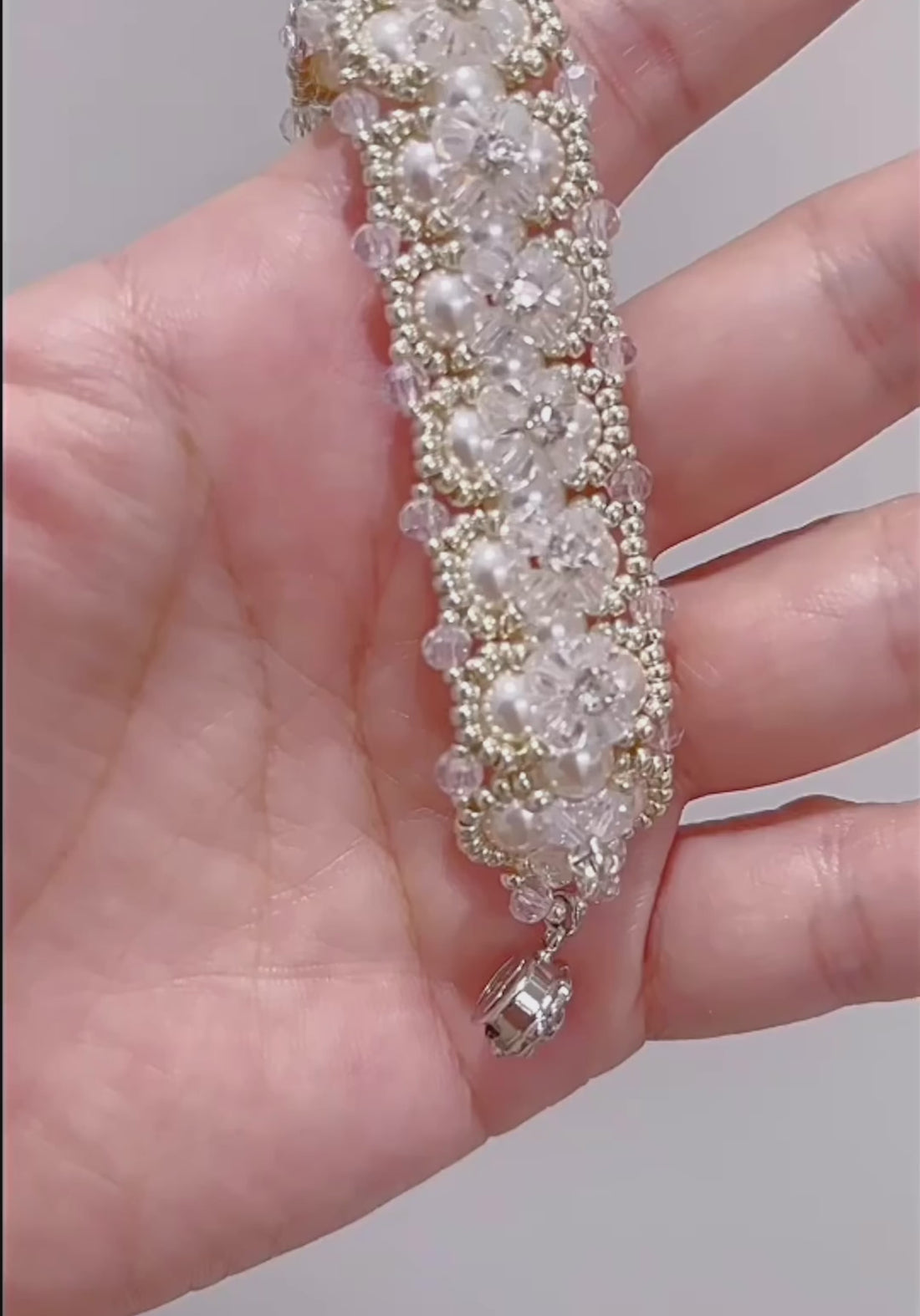 Handmade High-Quality Pearl and Seed Bead Bracelet – OneMillet